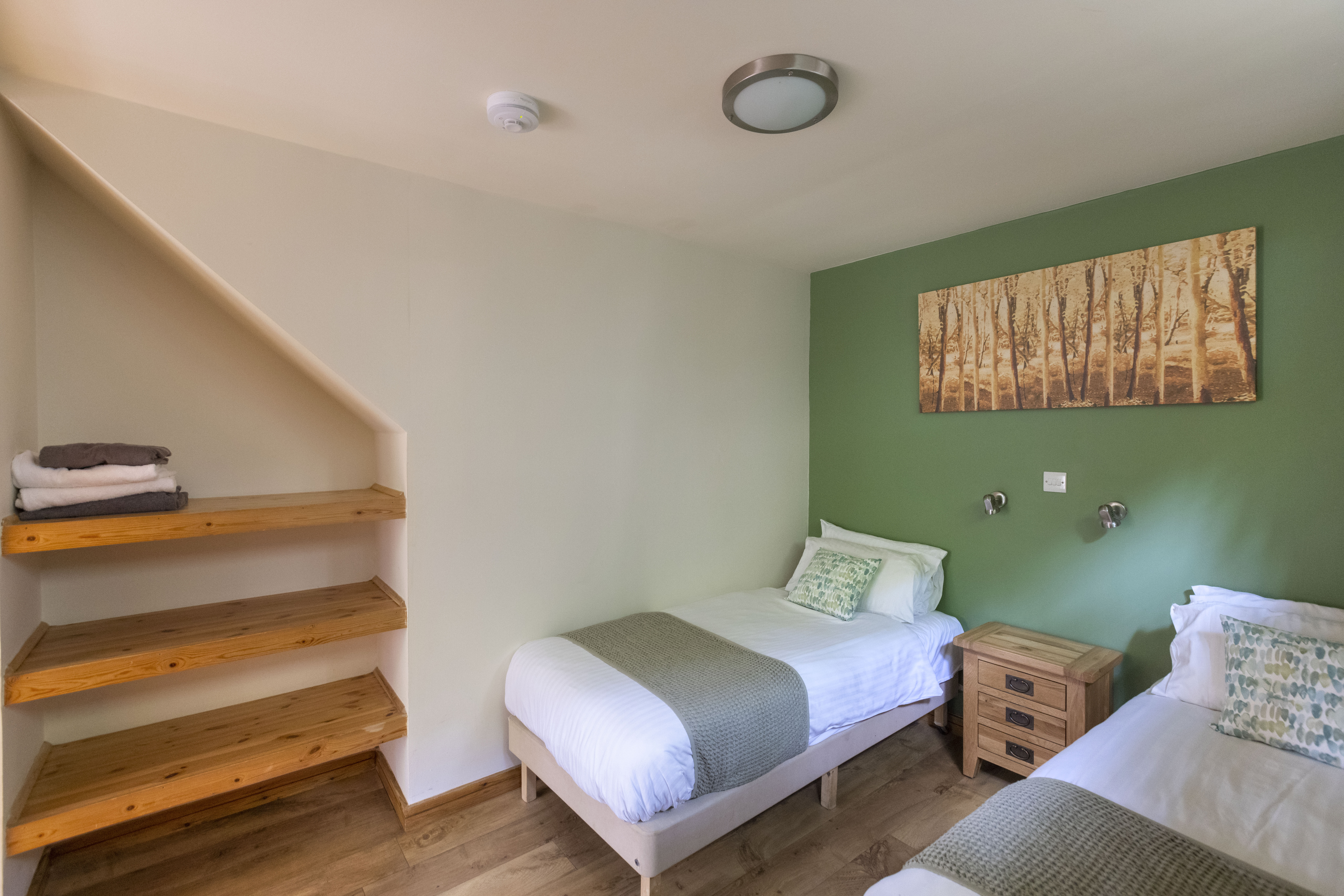 Log Cabin with Hot Tub | UK Holidays and Breaks